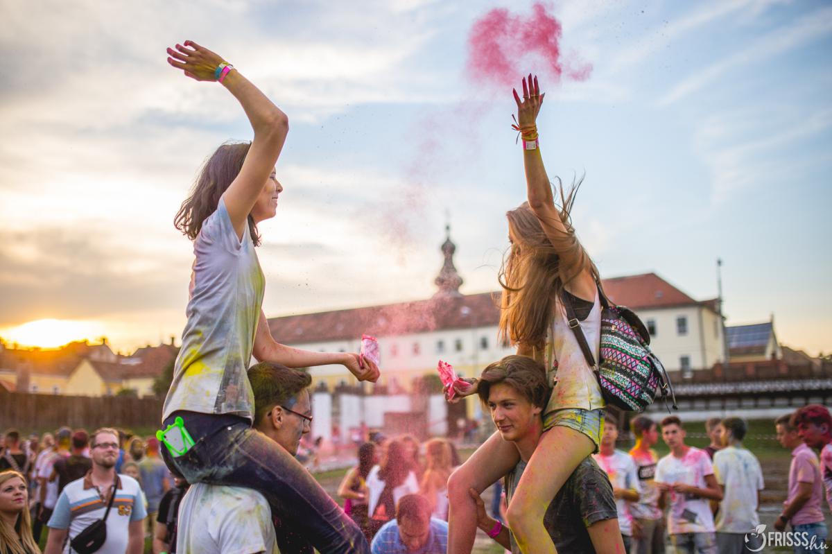 FRISSS.hu ...minden Szombathelyről és környékéről / Kiszínezték a ...