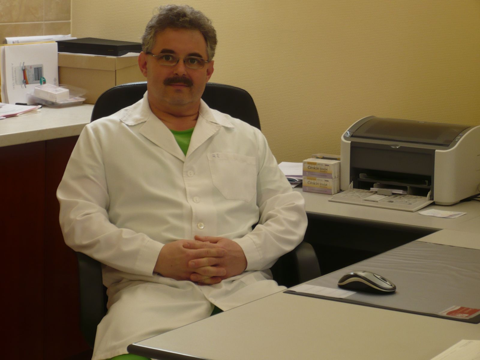 FRISSS.hu ...minden Szombathelyről és környékéről / Csajok, csak okosan ...